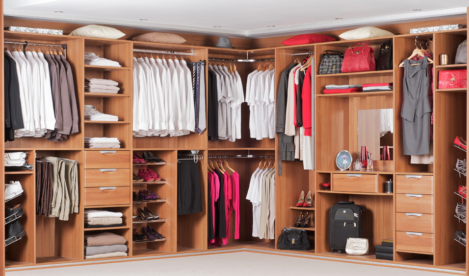 "KonMari-Style Folding: Maximize Wardrobe Space and Serenity"