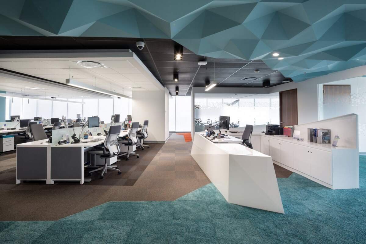 "Modern Office Trends: Innovating Workspace Design"