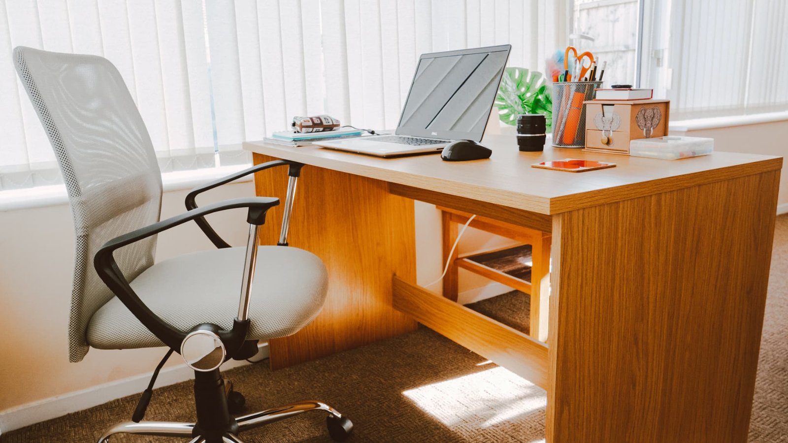Ergonomic Office Furniture for Enhanced Productivity